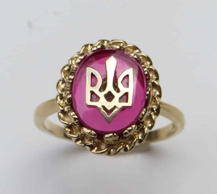 10K Oval Gold Tryzub Ring – Myroslava Dubyk Jewellery